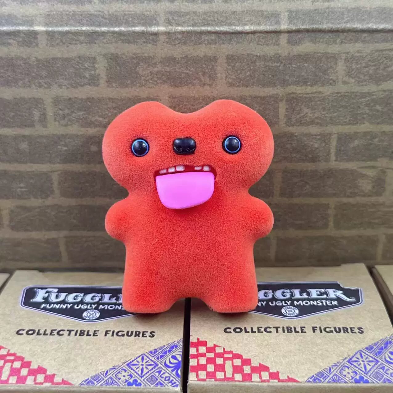 Оригинальная коллекционная фигурка FUGGLER Big-Tooth (флокированные зубы), светящаяся в темноте, миниатюрная