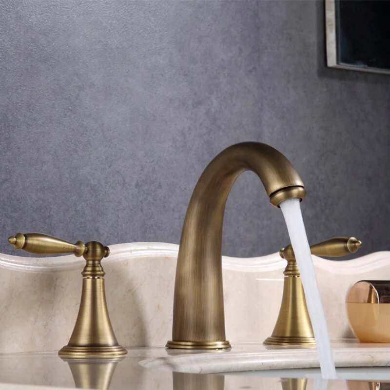 Смешивающий кран для раковины Grey Gold Basin Faucet горячей и холодной воды для ванной комнаты из латуня, распложенный широко, кран для раковины 3-отверстий, кран для умывальницы Lavotory Tap