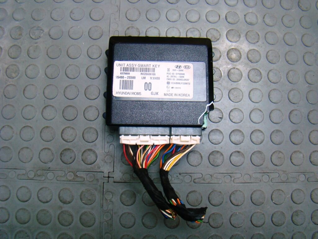 Блок управления центральным замком Hyundai ix35/Tucson 2010-2015 954802S500 (с пробегом)