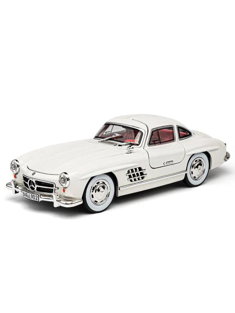 1:24 Масштабная модель Mercedes Benz 300 SL металлическая инерционная машинка со звуком
