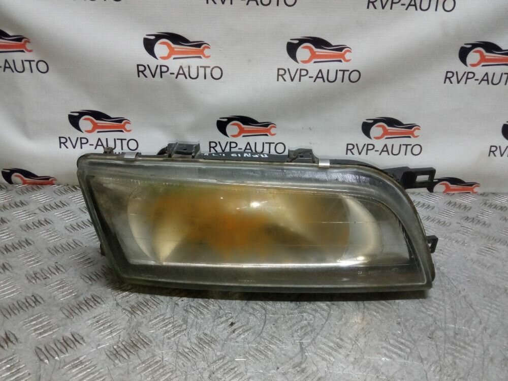 Фара правая Nissan Almera N15 1995—2000 Nissan