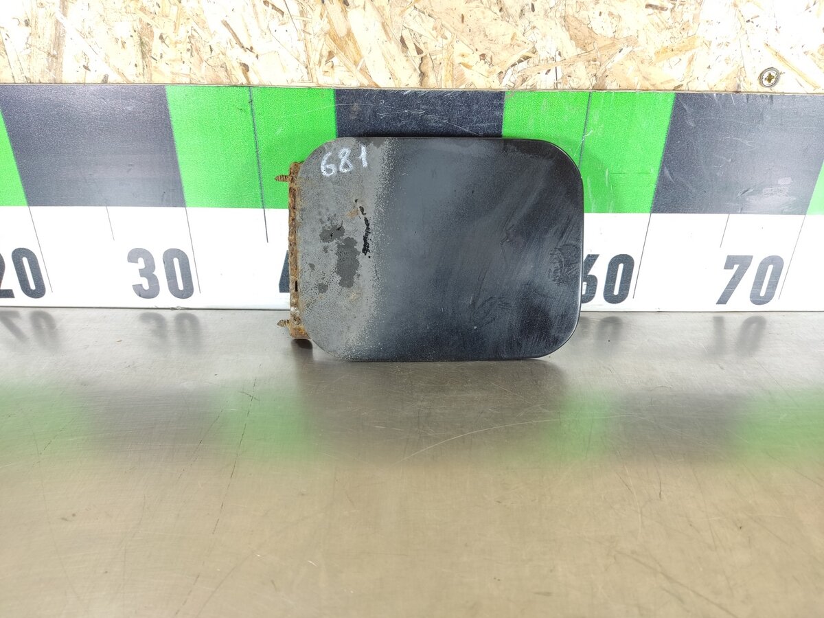 Лючок бензобака CHERY Amulet 2006-2012 A115401500DY