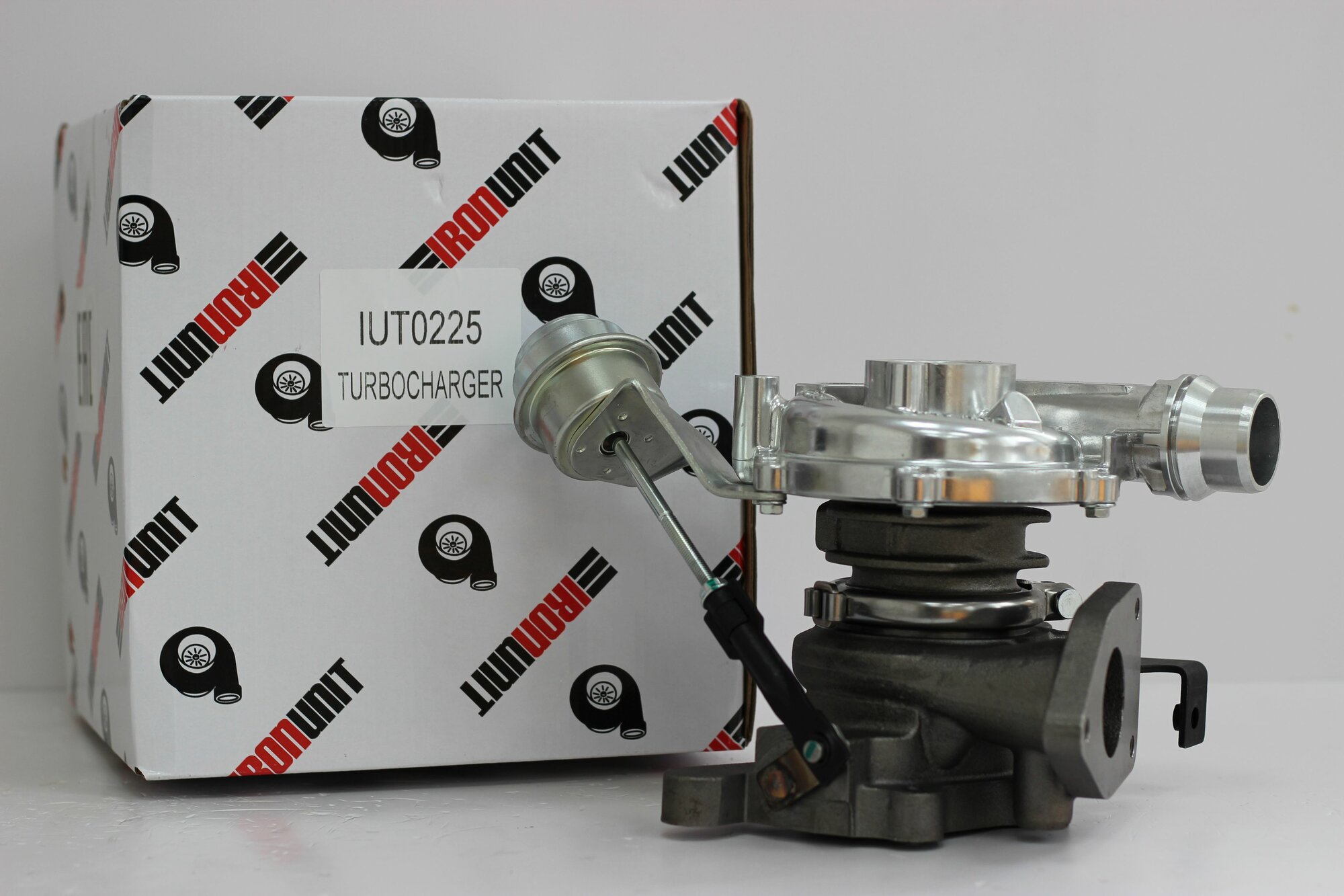 Турбина RENAULT MASTER, TRAFIC, OPEL VIVARO, MOVANO B, (Рено Мастер, Трафик, Опель Виваро, Мовано B), IUT0225 для 860583