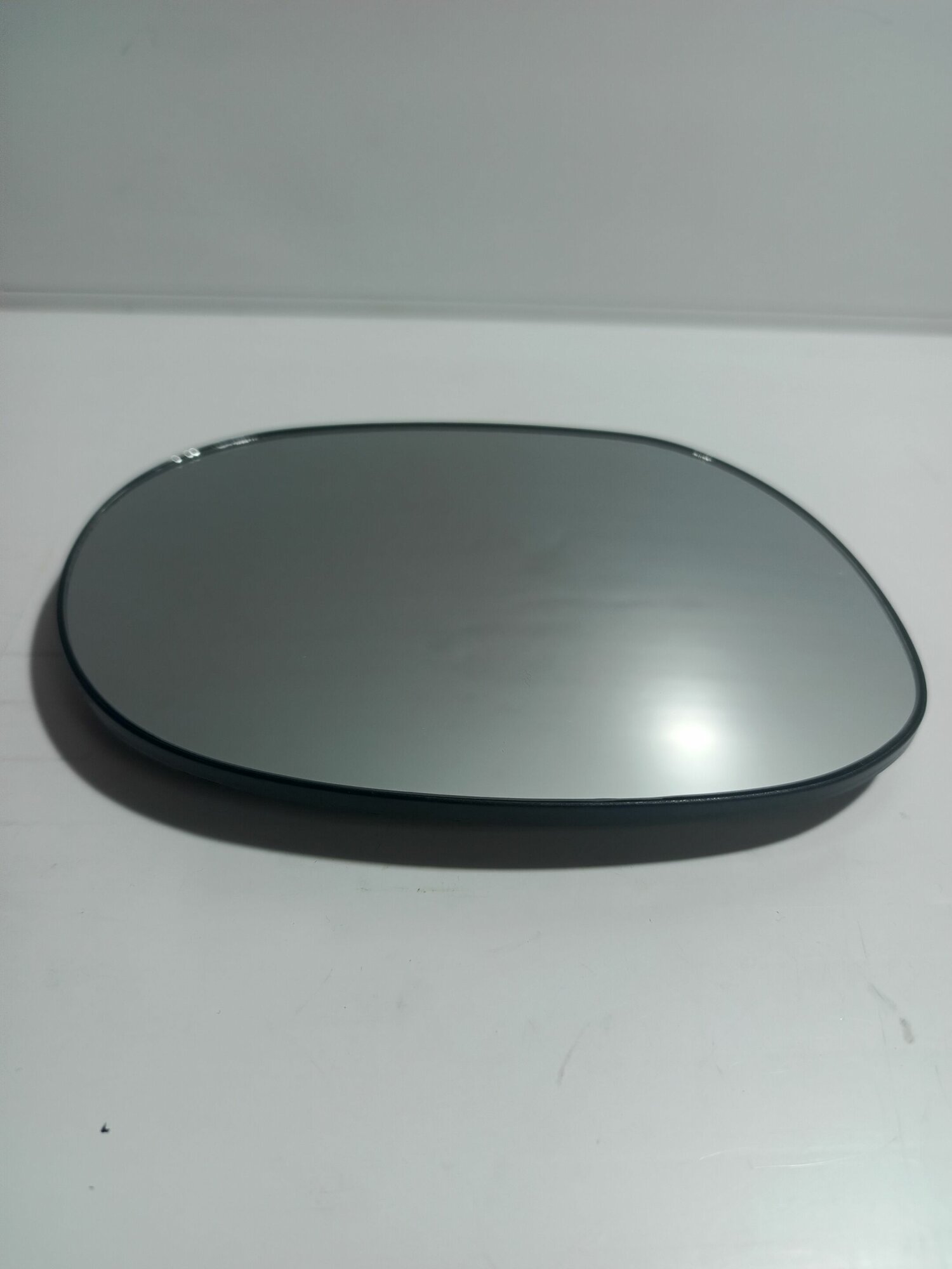 Зеркальный элемент левый (с подогревом) Lifan Smily (320) [1.3 16V 5MT хетчбэк] F8202130C1