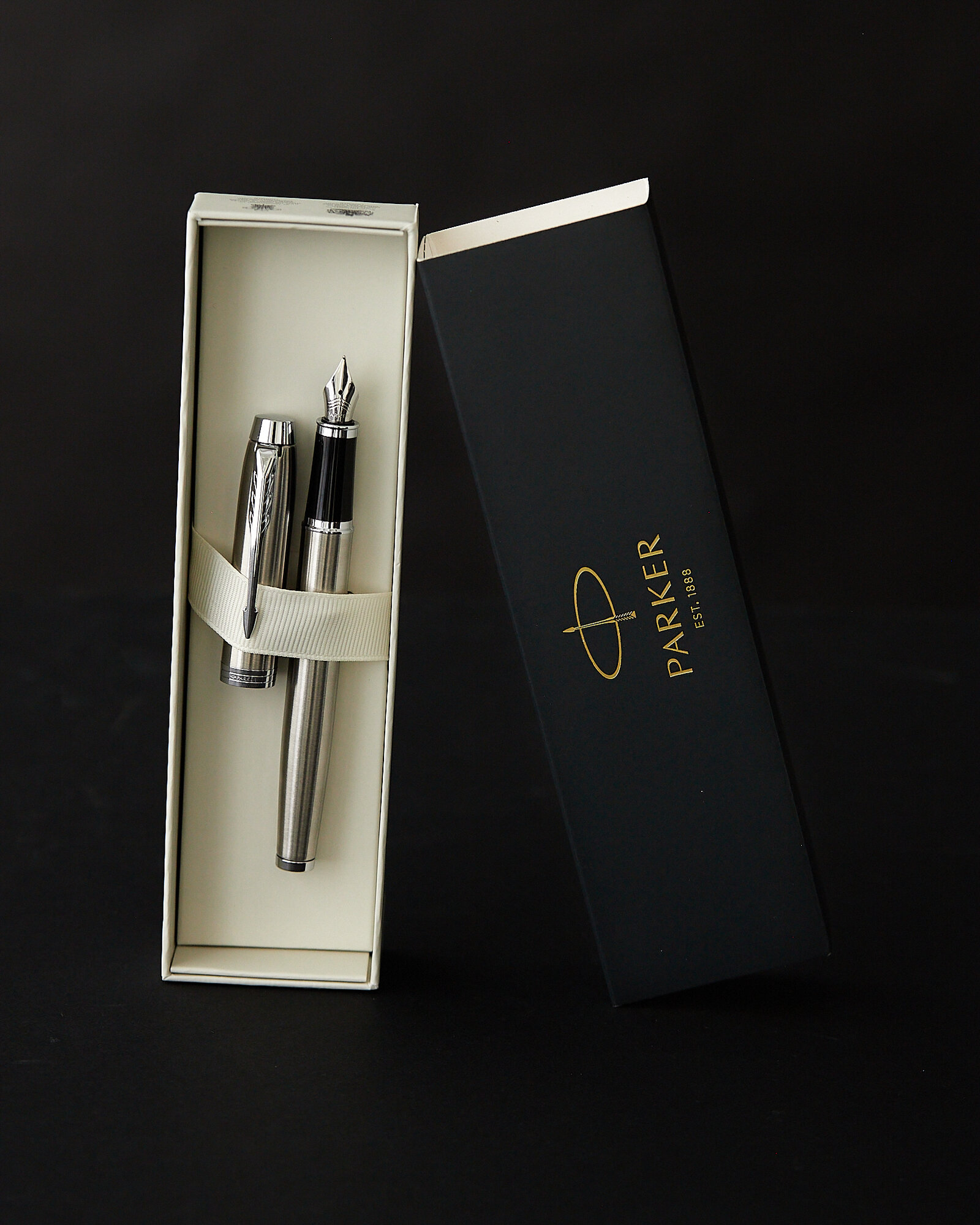 Перьевая ручка Parker IM Stainless Steel CT, перо: F, цвет чернил: blue, в подарочной упаковке