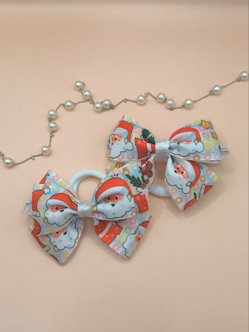 Бант для девочки "Санта"