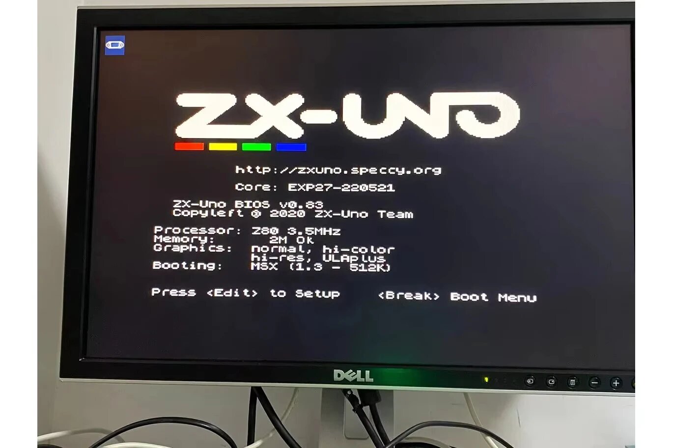 ZXUNO VGA 2M Игровая консоль с акриловой оболочкой