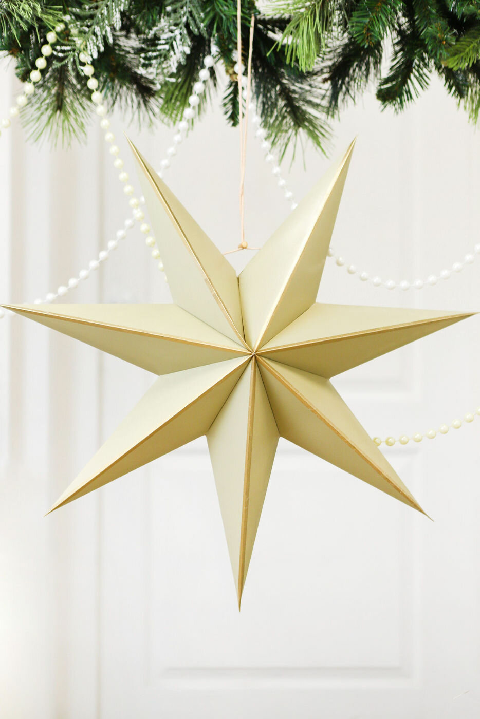 Подвесная бумажная звезда лучи уюта, бежевая, 60 см, Edelman 1177712
