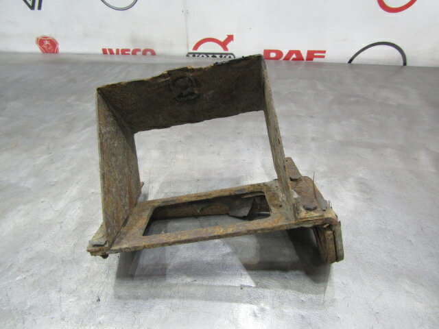 Кронштейн противооткатного упора справа Scania P, R, G