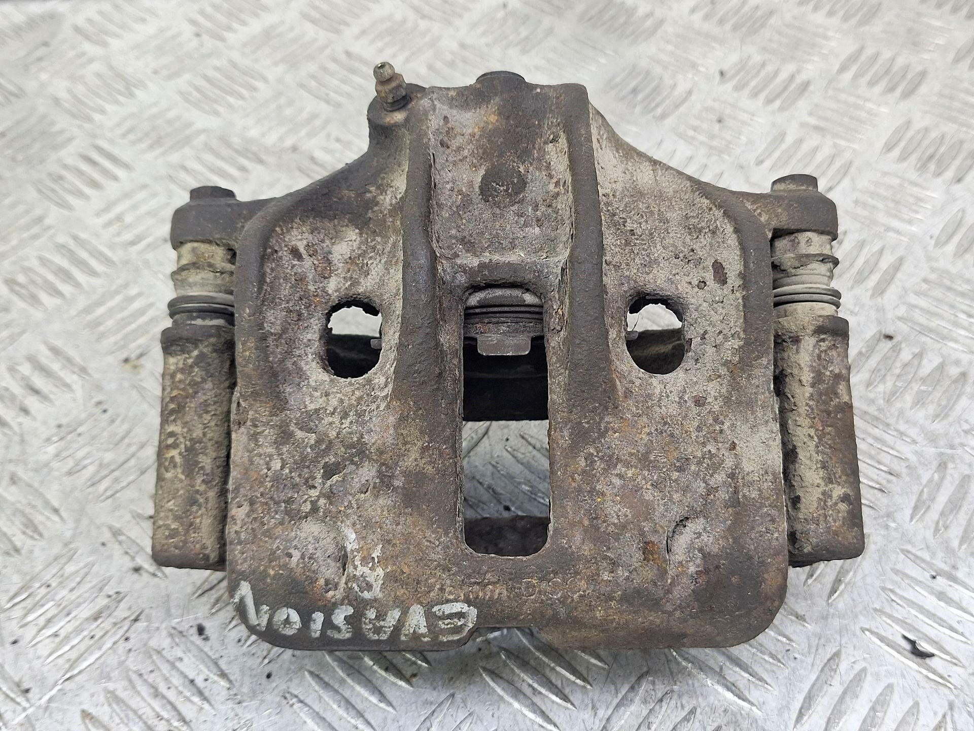 Суппорт тормозной передний правый Citroen Evasion 1996