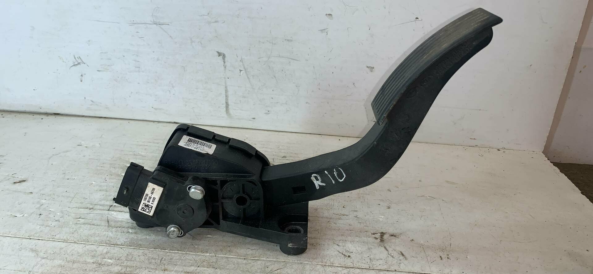 Педаль газа Kia Rio 3 (2011 - 2015) 130703