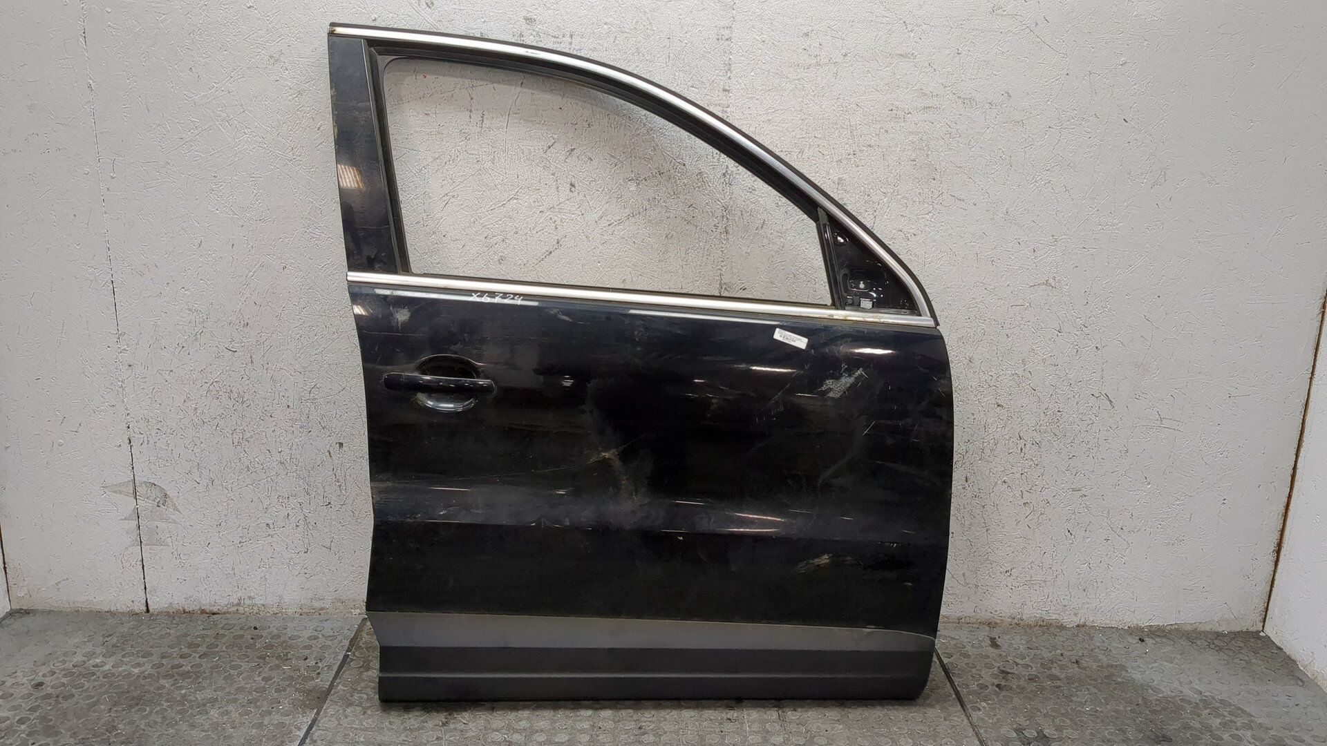 Дверь боковая (легковая) правая передняя Volkswagen Tiguan Б/У