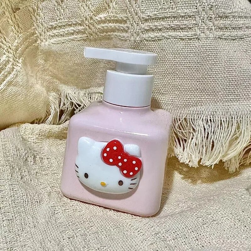 Многоразовый ручной дозатор для мыла Sanrio Hello Kitty объемом 200 мл, подходит для геля для душа, шампуня и т. д, отличный подарок для дома и ванной комнаты.