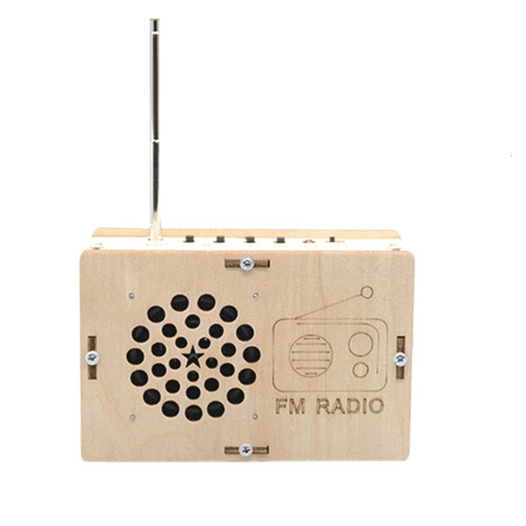 Модель FM-радио из дерева