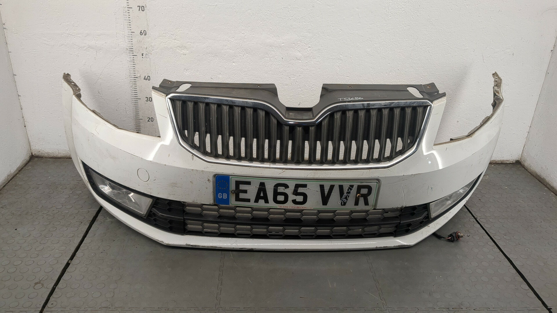 Бампер передний Skoda Octavia (A7) Б/У