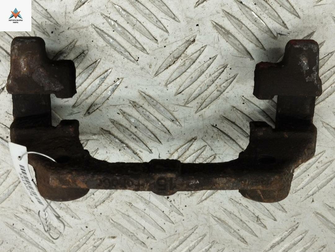 Скоба суппорта Ford Focus 2 2005 15