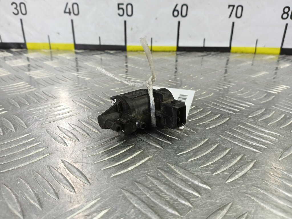 Клапан электромагнитный Б/У для FORD Transit VII (2006—2014) 6580879