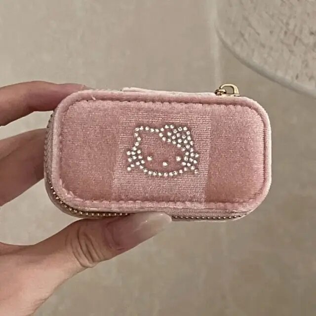 Шкатулка для украшений Hello Kitty, милая бархатная шкатулка для хранения колец со стразами из мультфильма Sanrio, миниатюрная портативная шкатулка для ожерелий в стиле аниме.