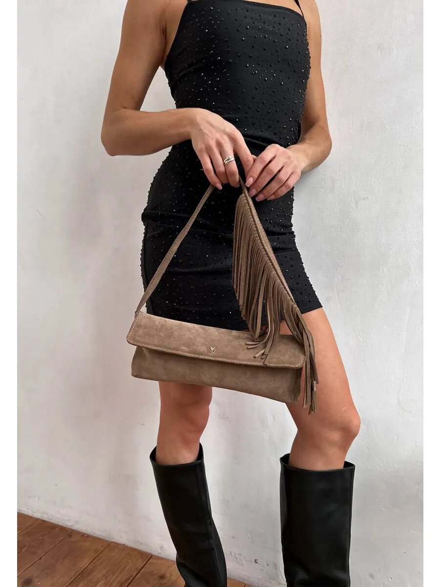 Сумка клатч  Клатч из замши с бахромой