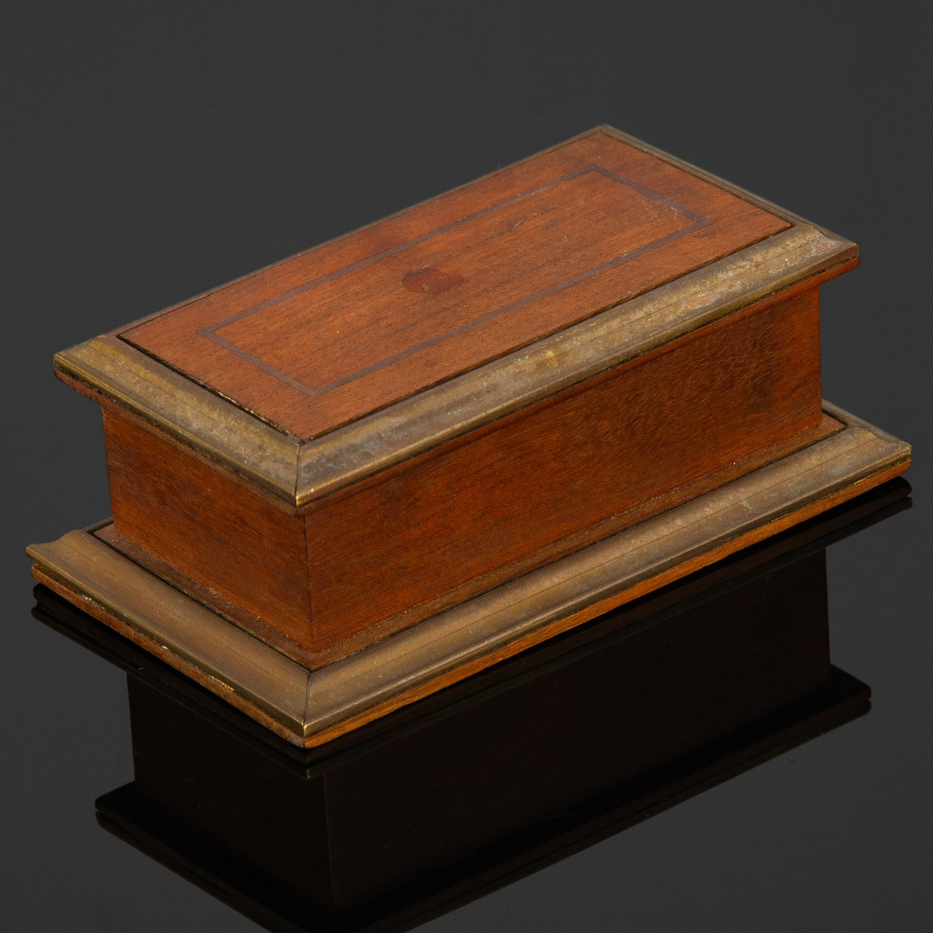 Шкатулка для марок (марочница), дерево, металл, Западная Европа, 1920-1950 гг.