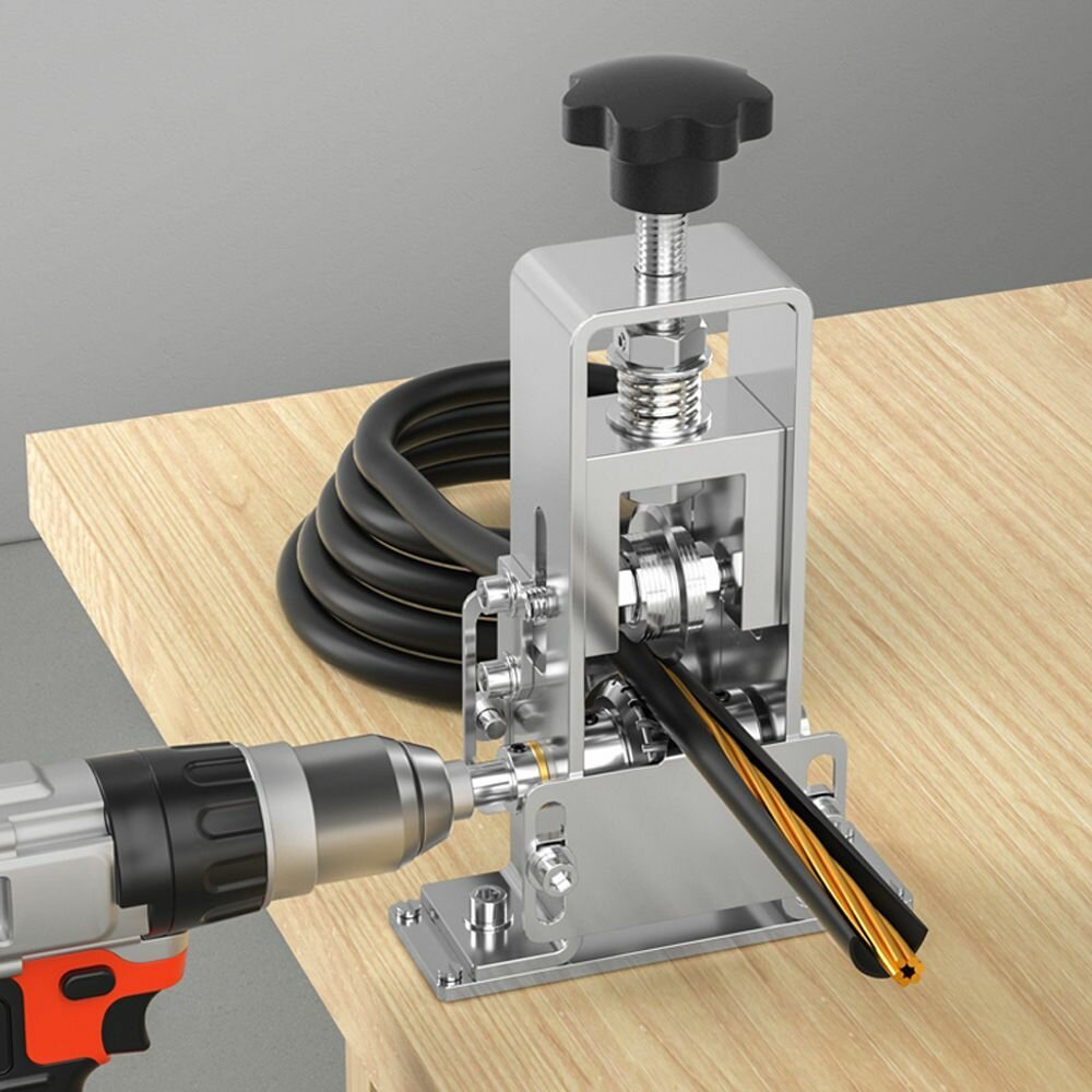 Машина для очистки и зачистки отходов проволоки и кабеля