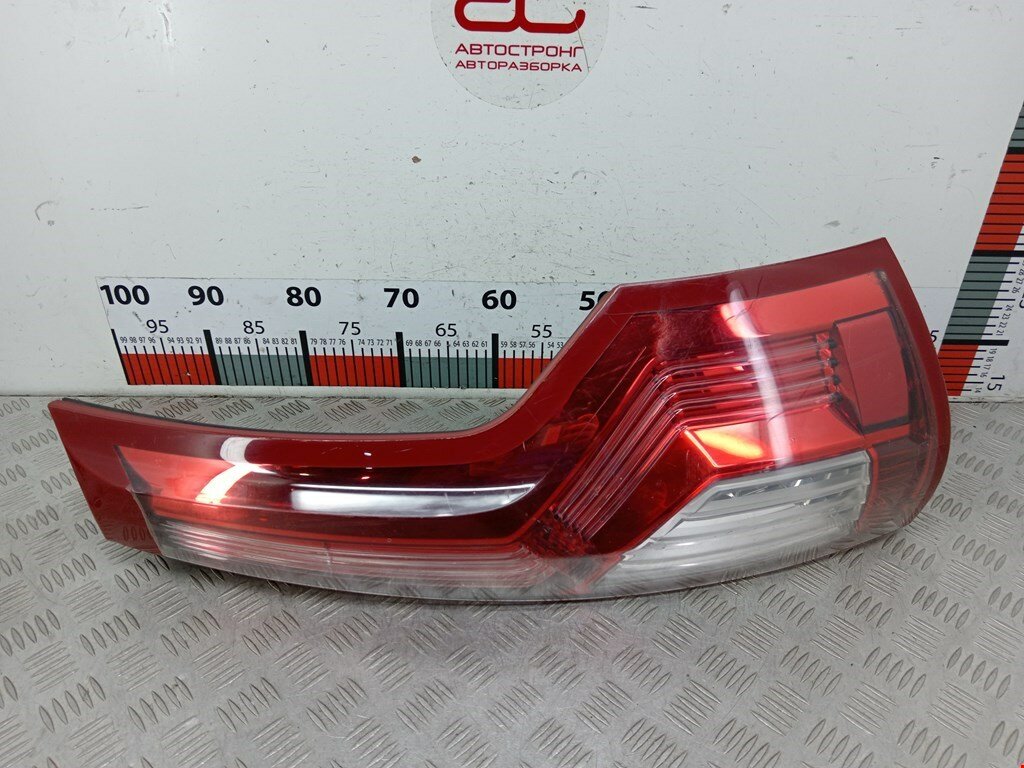 Фонарь задний правый Citroen C4 1 6351T8 арт. 2231086