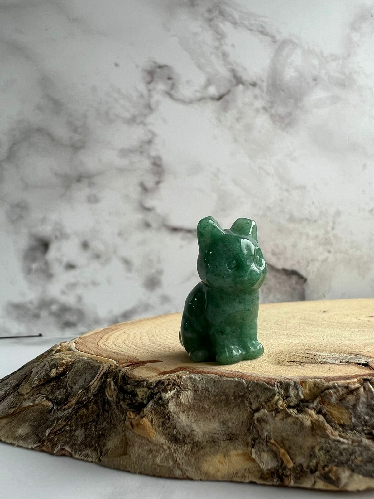 Фигурка-сувенир "Котик малый" из натурального камня авантюрина зеленого, 30х20 мм.