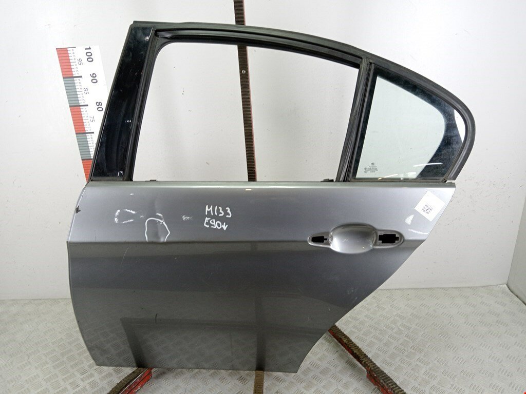 Дверь задняя левая BMW 3-Series (E90/E91/E92/E93) 41007203647 арт. 2249686