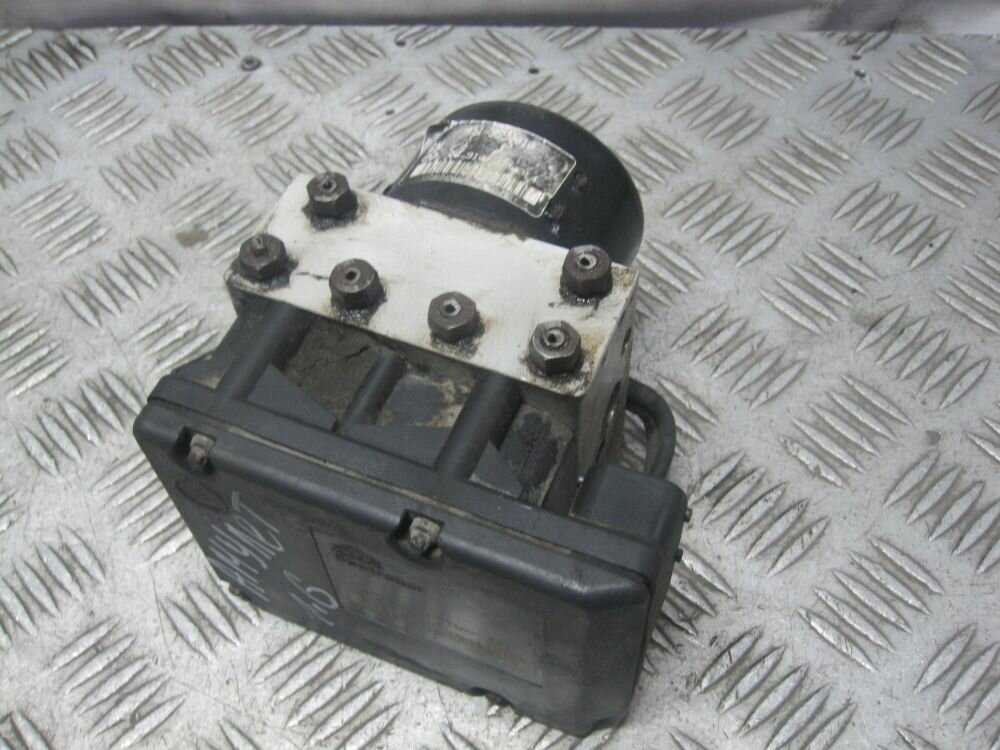 Блок ABS насос Chery Amulet A15 1.6 2006-12 A113550010AB