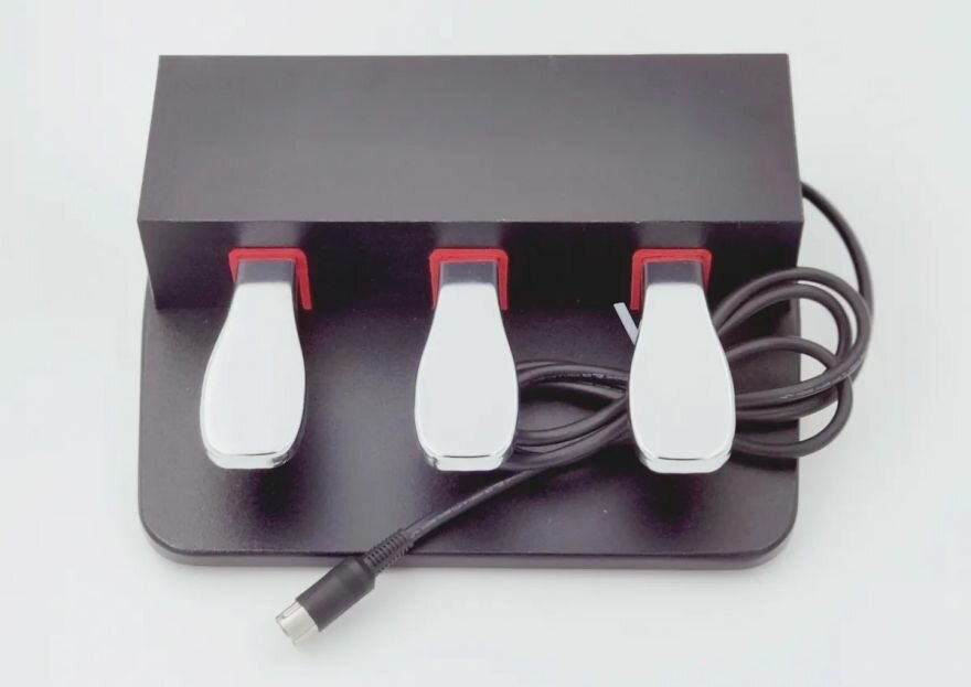 UNIQKEYS TRINITY FP-30B - Педаль тройная для цифровых пианино, черный/серебро