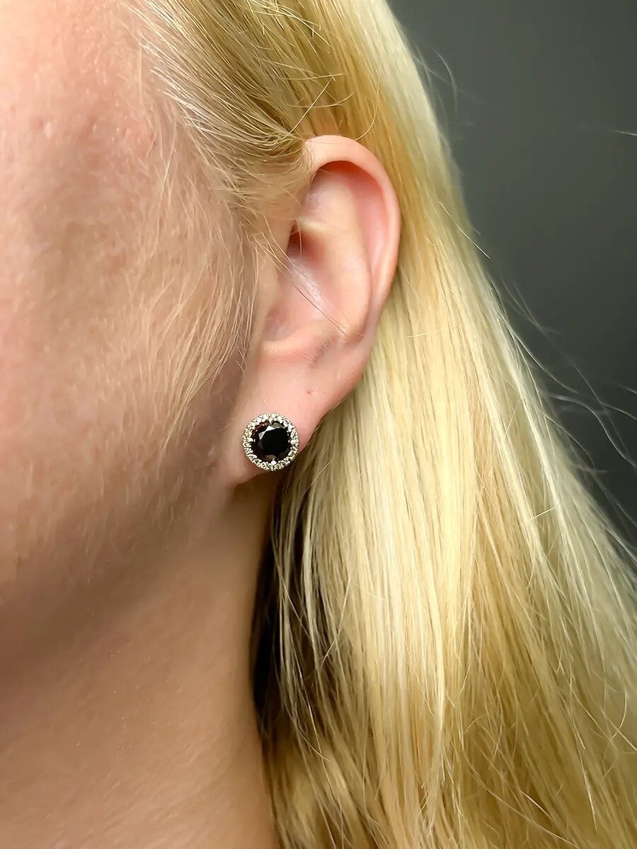 Серьги пусеты, желтое золото, 375 проба, бриллиант