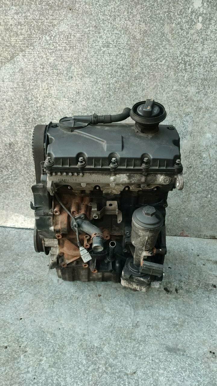 Двигатель Volkswagen Touran (2003 - 2006) BKC
