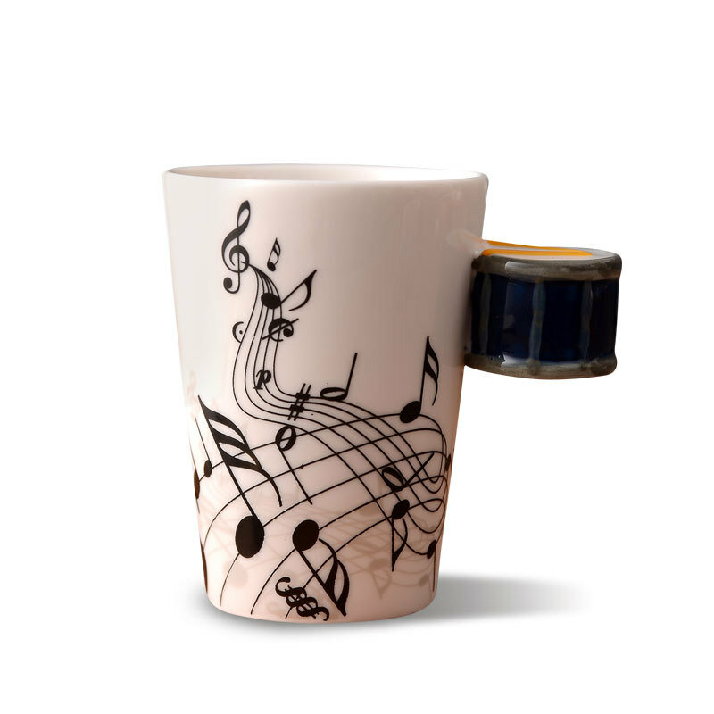 Керамическая кружка в форме нот с ручкой в виде барабана — объём 350 мл — идеально подходит для музыкантов и меломанов