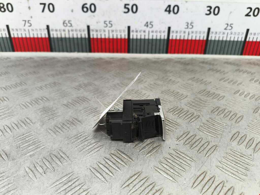 Кнопка ручного тормоза Audi A6 C7 4G1927225C арт. 2261959