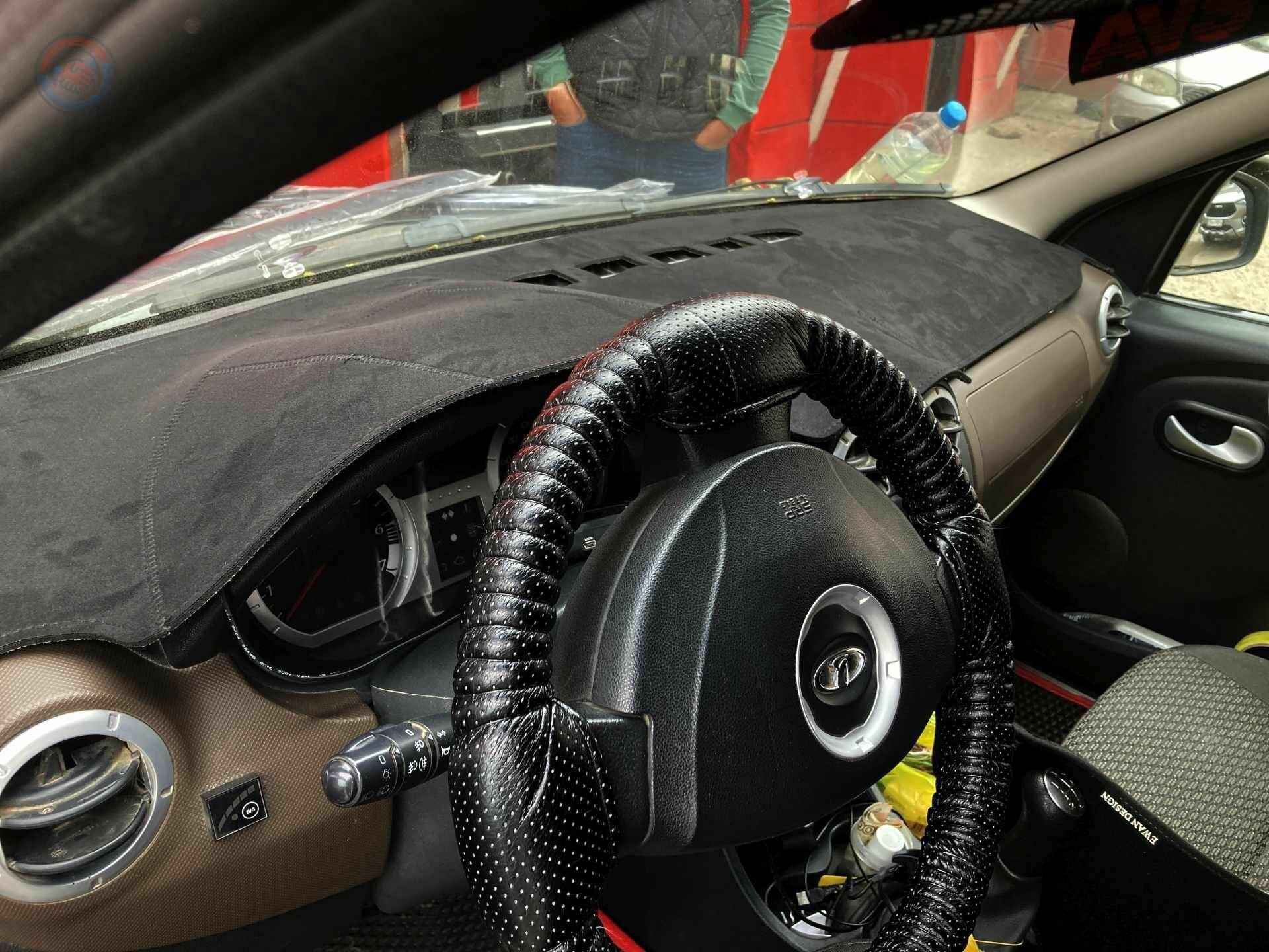 Защитная накидка на приборную панель Лада Ларгус, Renault Sandero, Logan, антибликовый коврик от солнца, термостойкий аксессуар для салона