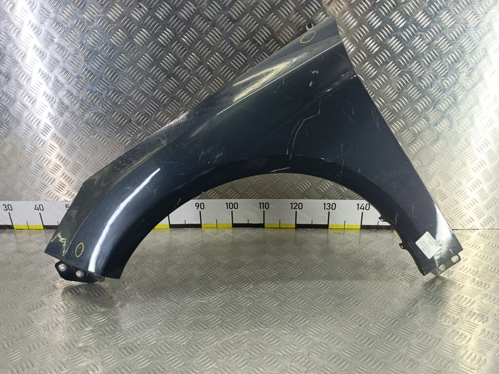Крыло переднее левое Б/У для FORD Focus III (2011—2015) 2171304