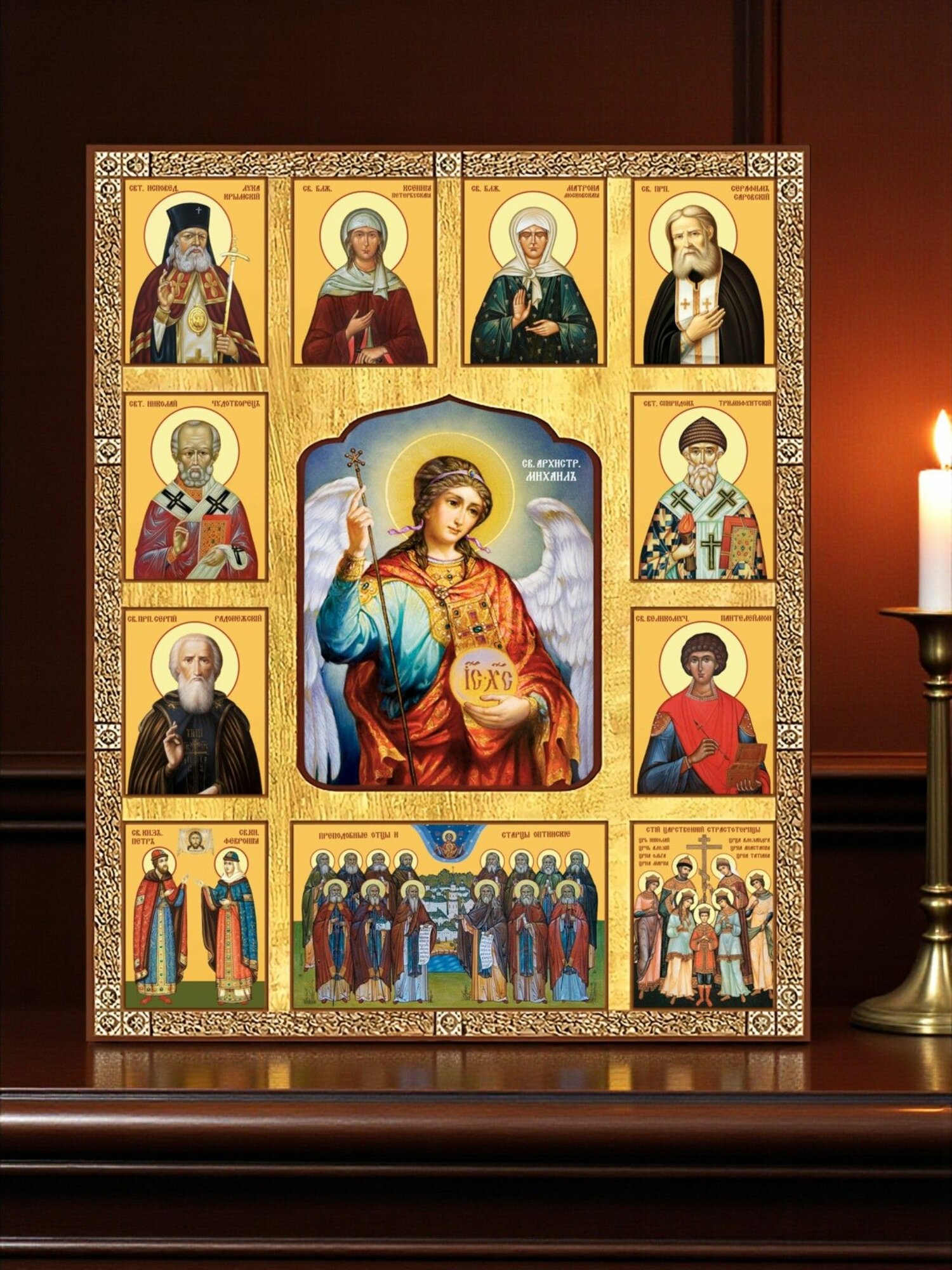 Архангел Михаил с избранными святыми деревянная икона на левкасе 33 см