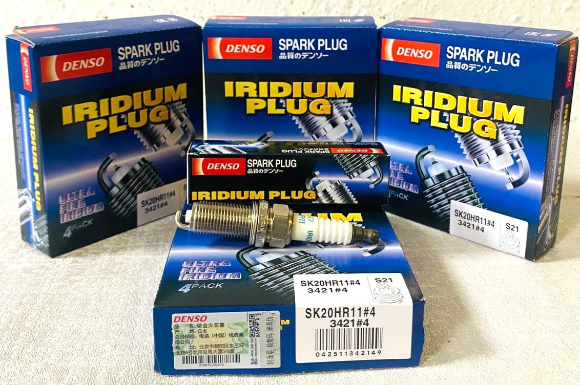 Свеча зажигания DENSO SK20HR11, для Toyota Land Cruiser, иридиевые электроды Цена за 1 шт.