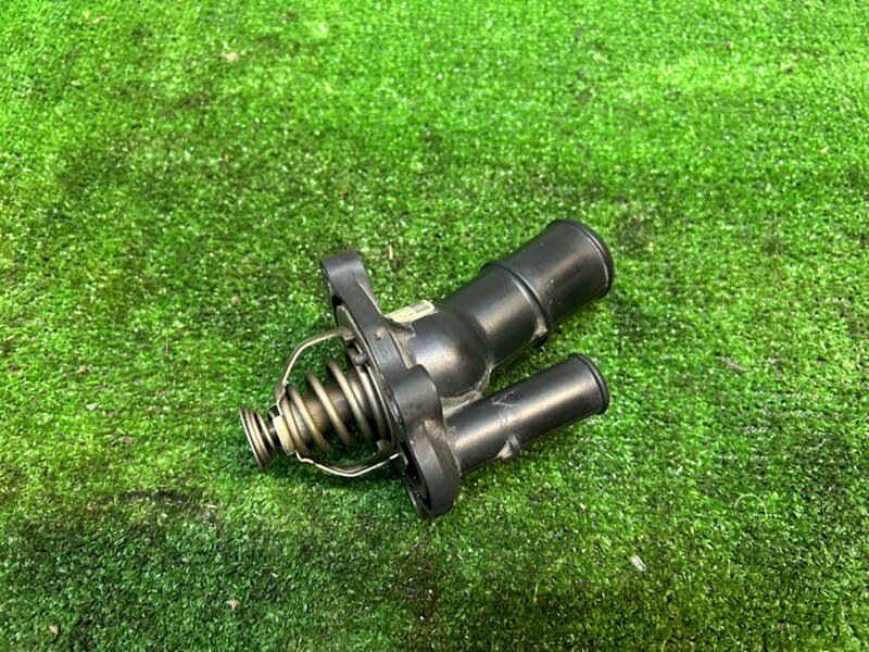 Корпус термостата Ford Mondeo IV 2.0 TPBA 2011 5086515