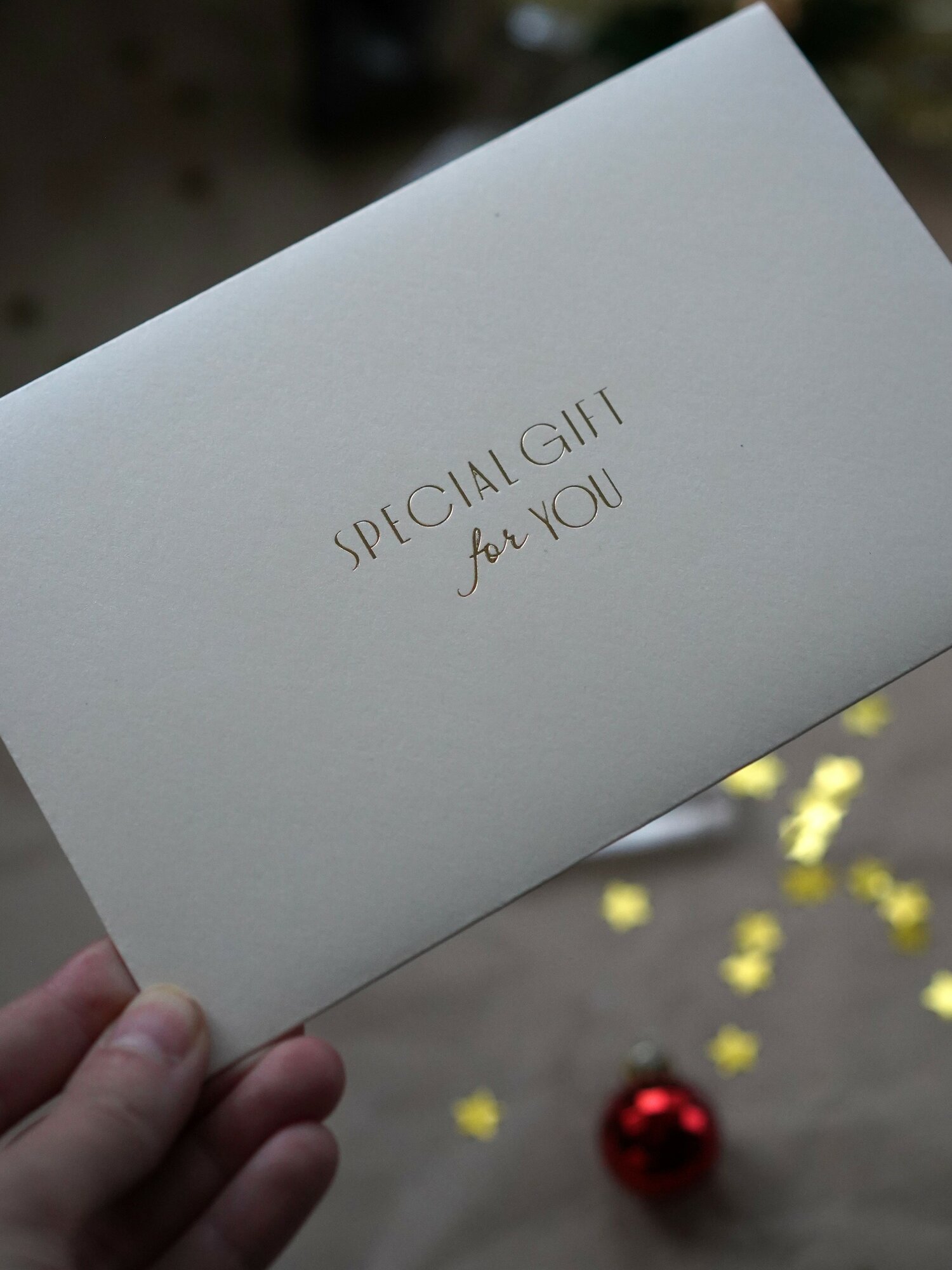 Подарочный конверт PaperBundle "Кремовый", с тиснением, золотая фольга, 17,5х11,5 см, 1 шт