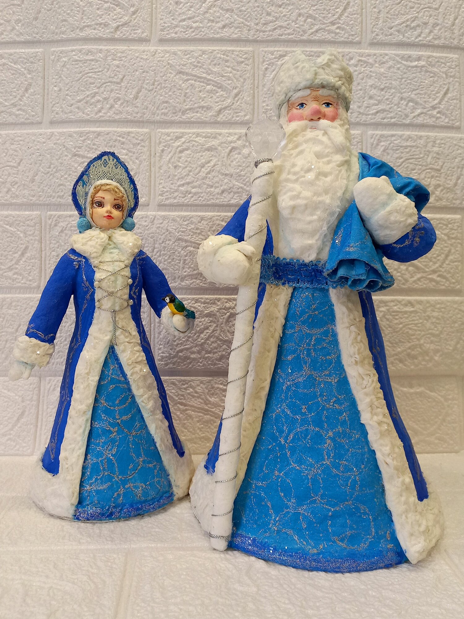 Дедушка Мороз и красавица Снегурочка