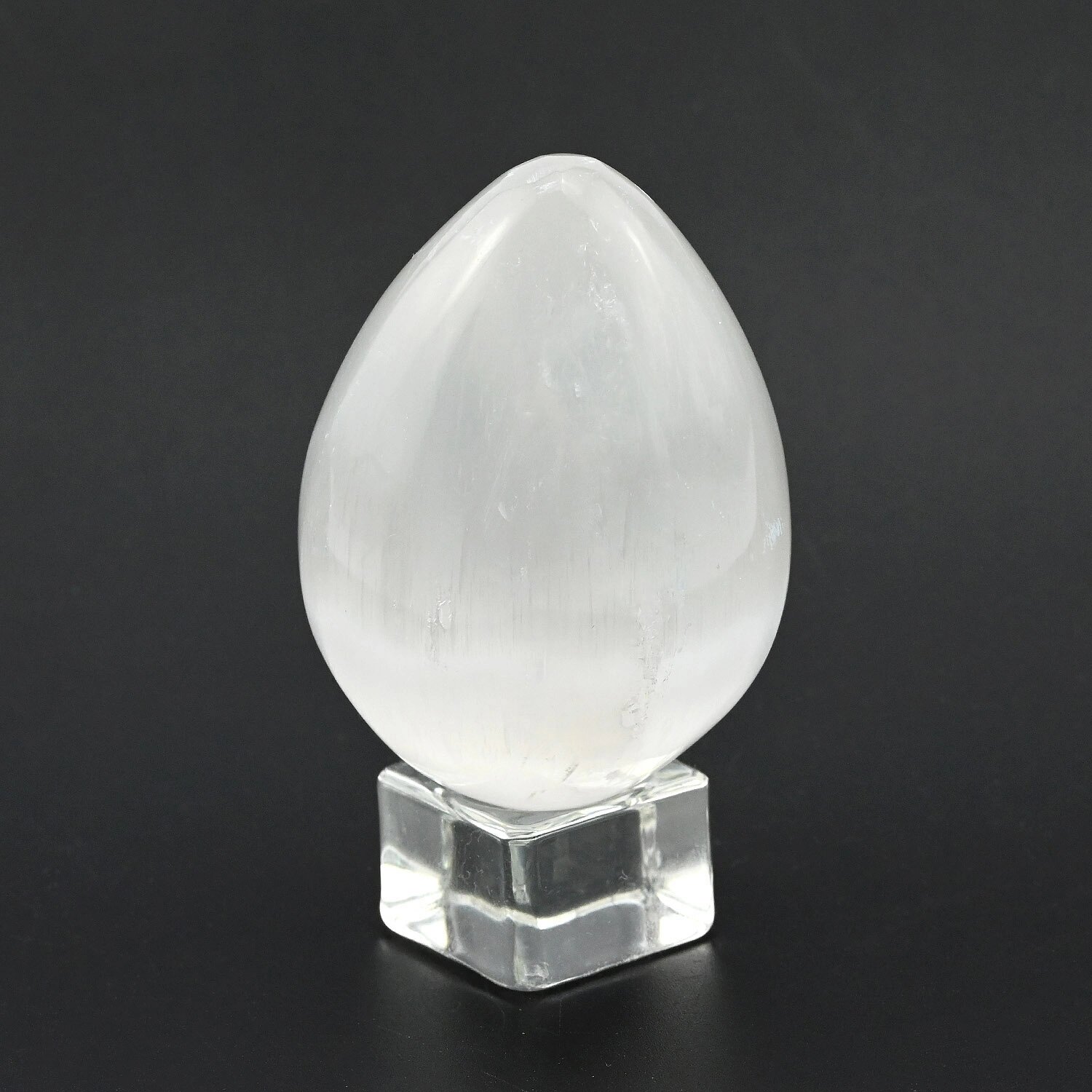 Яйцо из селенита, 45*45*62мм (44-14) .