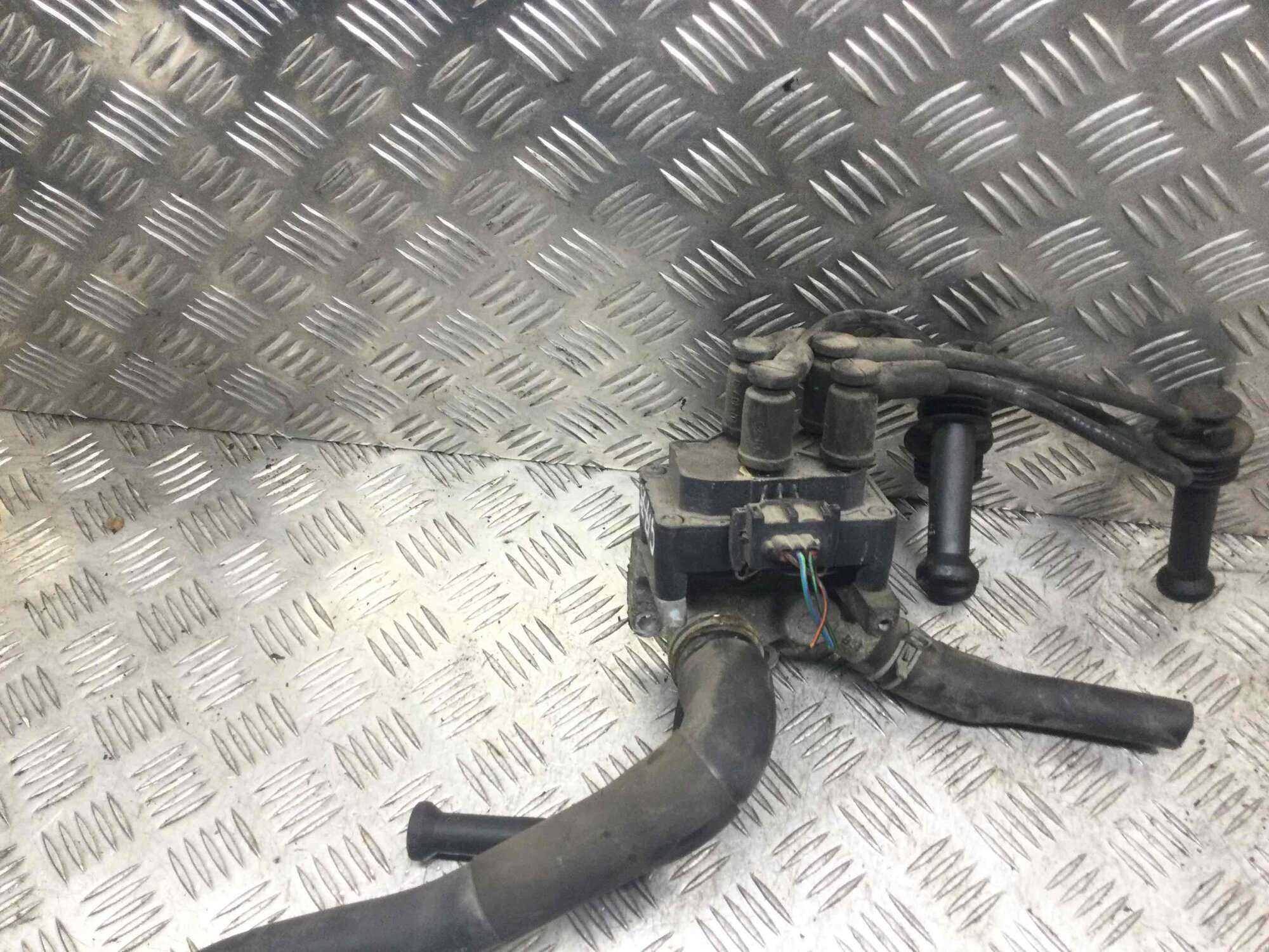 Б/У Катушка зажигания Ford Focus 1 поколение [рестайлинг] (2001-2005) 2001 г.