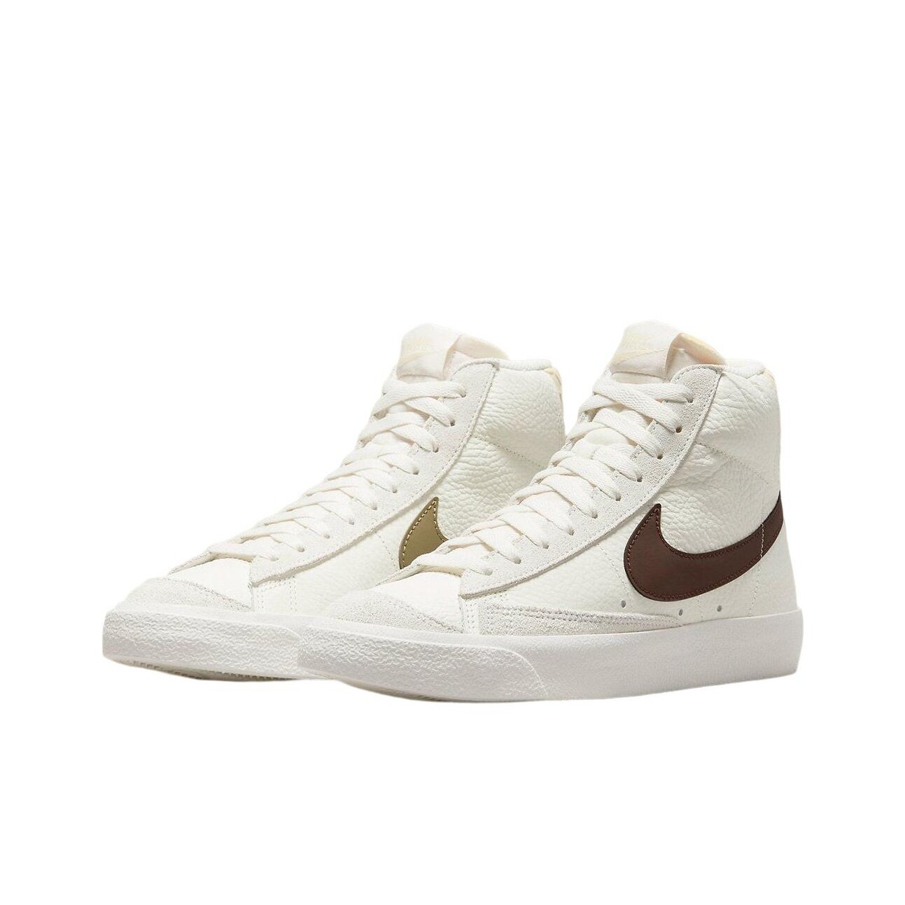 Кроссовки NIKE Blazer, размер EU 42 стопа (27CM), бежевый — фото 1