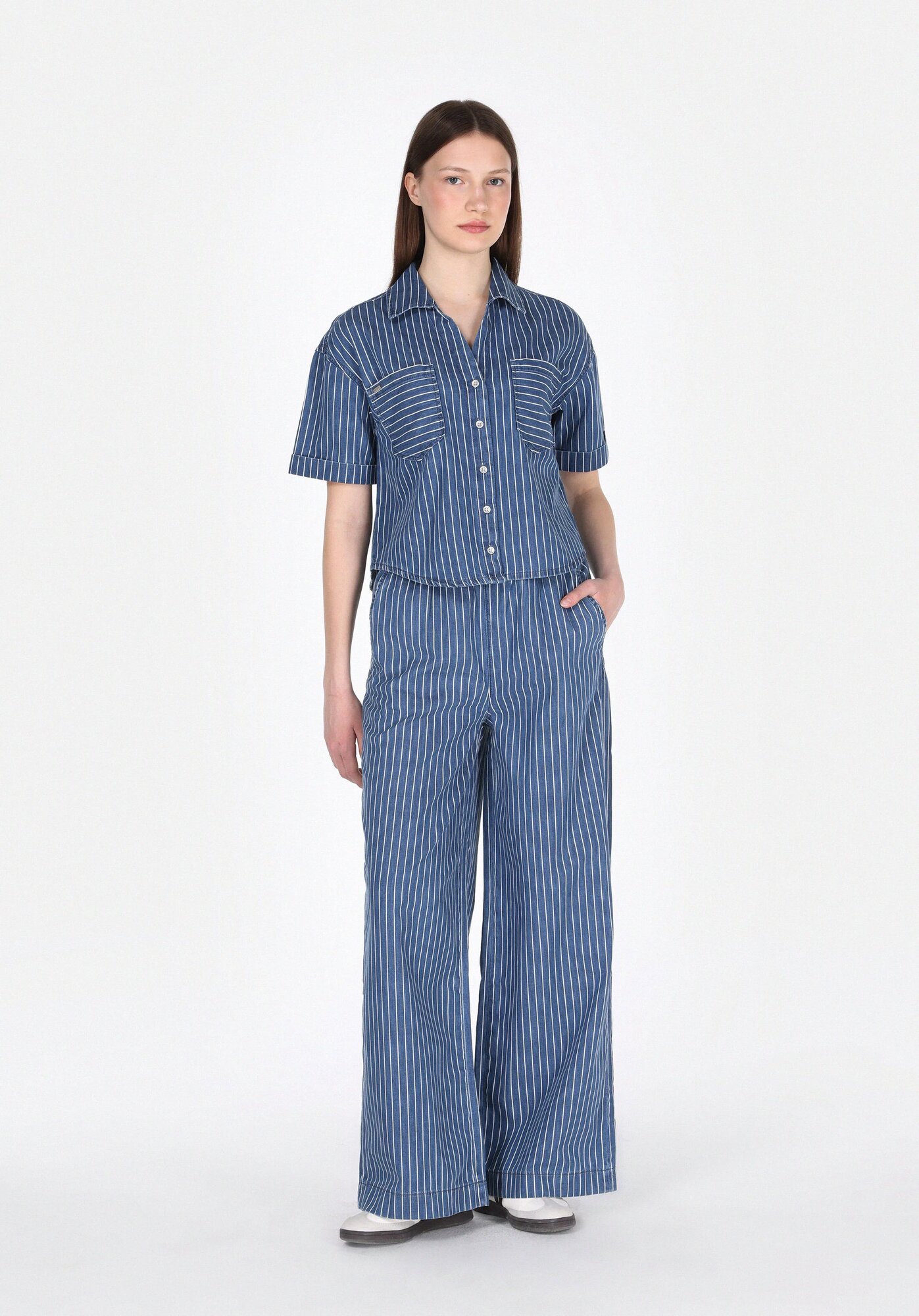 Джинсы 982 MELY Loose Fit 