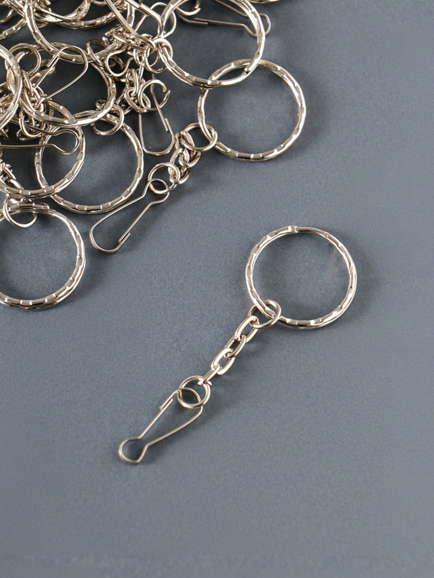 Кольцо для брелока на цепочке с карабином 7 см, d=2.2 см, карабин 2 см, набор 20 шт.