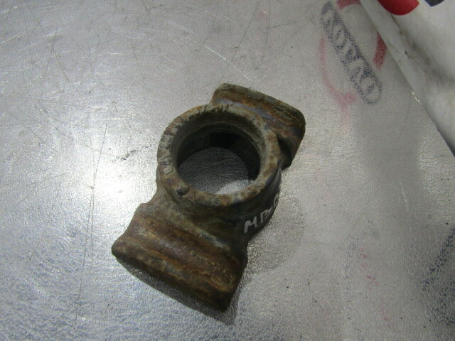 Проставка передней рессоры под стремянки Merсedes Axor