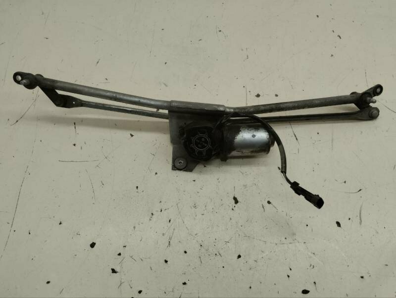 Трапеция стеклоочистителей Chevrolet Niva 2002-2009