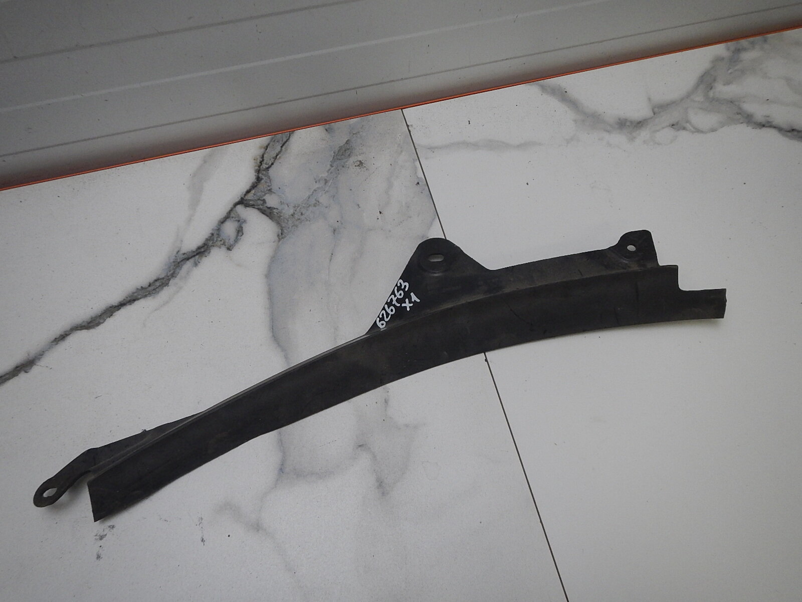 Б/У Накладка (кузов наружный), BMW (БМВ)-X1 (E84) (09-14) BMW X1 (E84) (09-14) Царапины. 626763 BMW арт. 51712993489