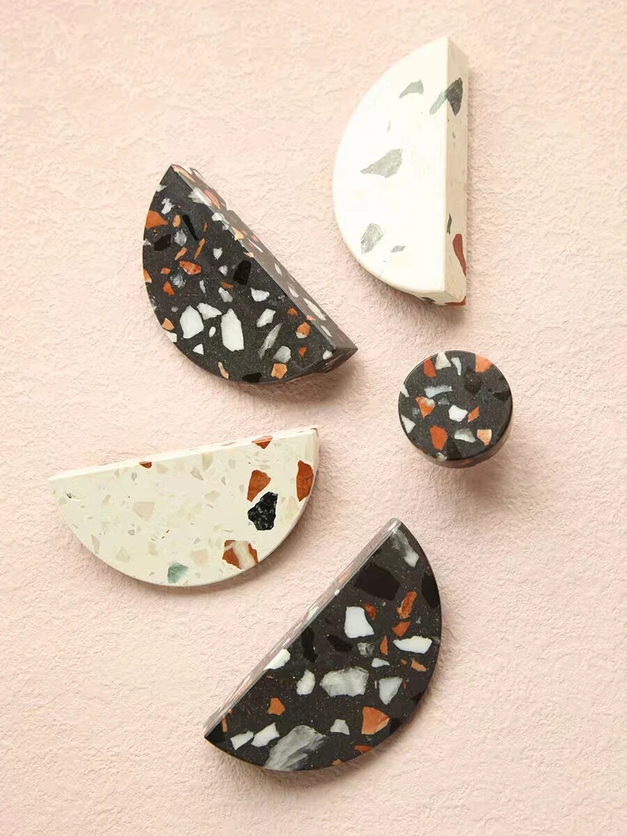 Ручки для шкафов из латуни и мрамора